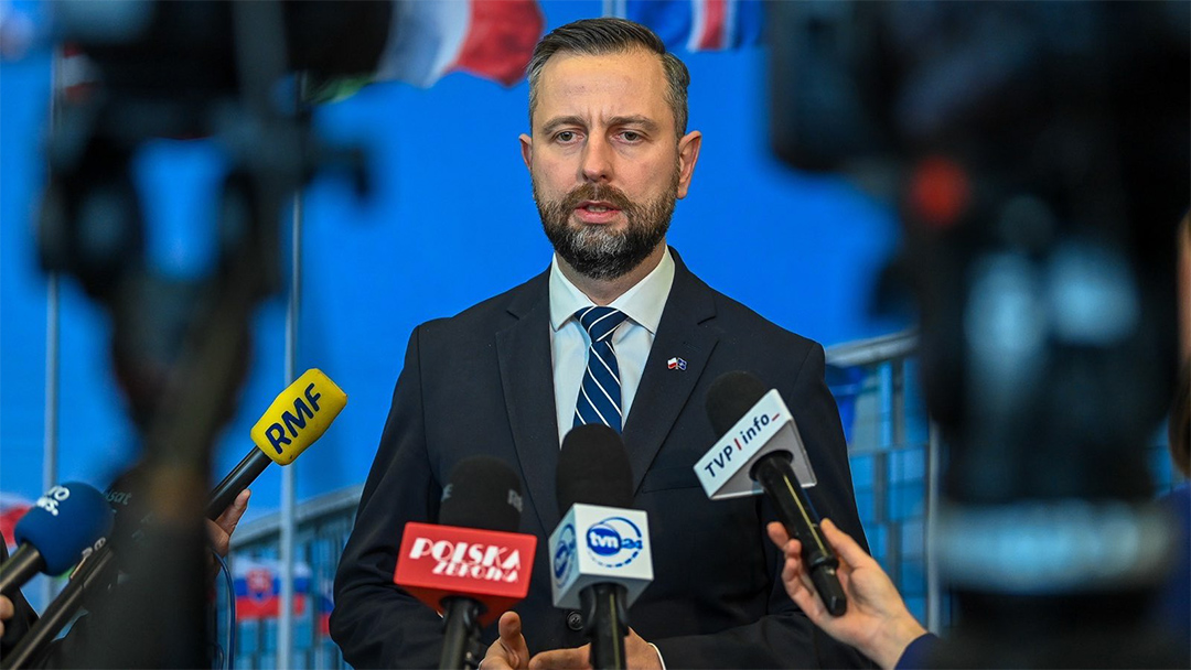 Polish Defence Minister Plans to Adapt Civilian Airports for Military ...